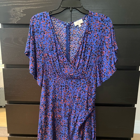 Socialite | Dresses | Socialite Blue Floral Dress With Pinkred And ...